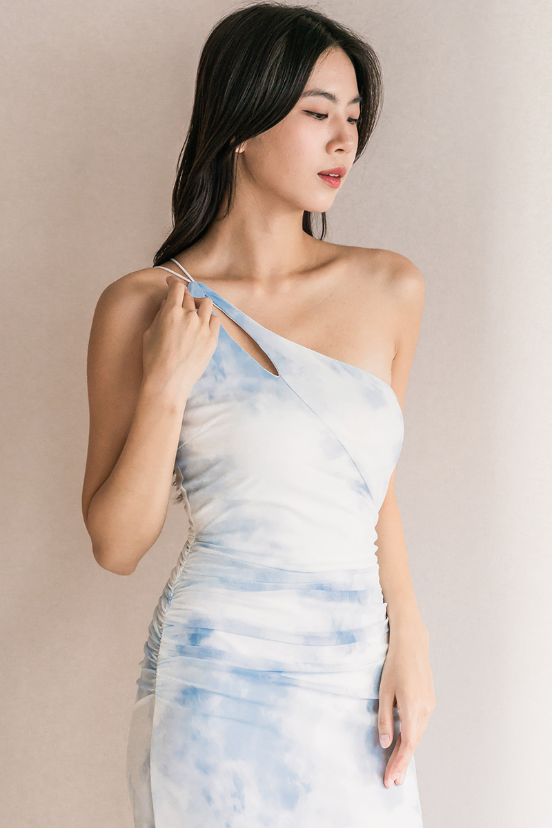 Alesha Padded Tie-Dye Toga Midaxi Dress (Sky Blue) | Dear Lyla