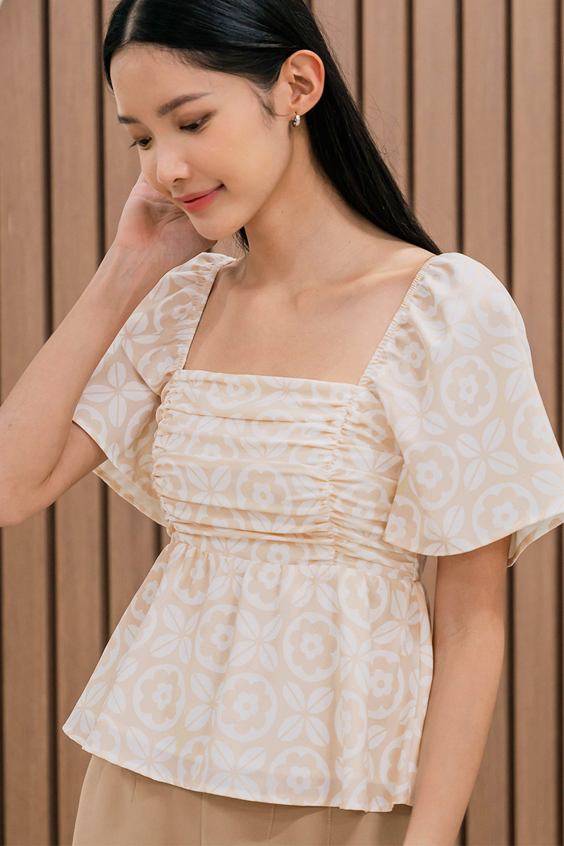 Dalsy Flutter Sleeve Ruched Peplum Top (Sand Peach Harmony) | Dear Lyla